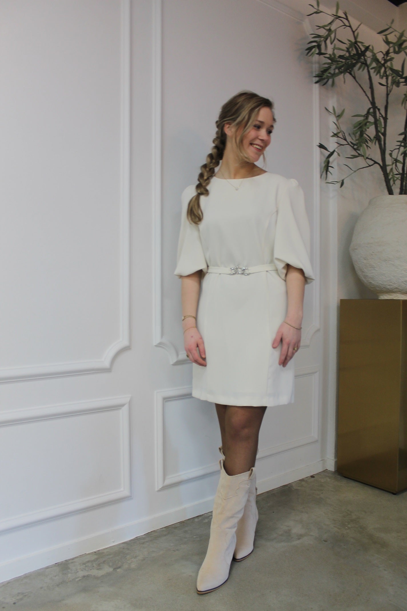 Dress petunia P24GAB2213ABUN2814 Off-White – Village Collection